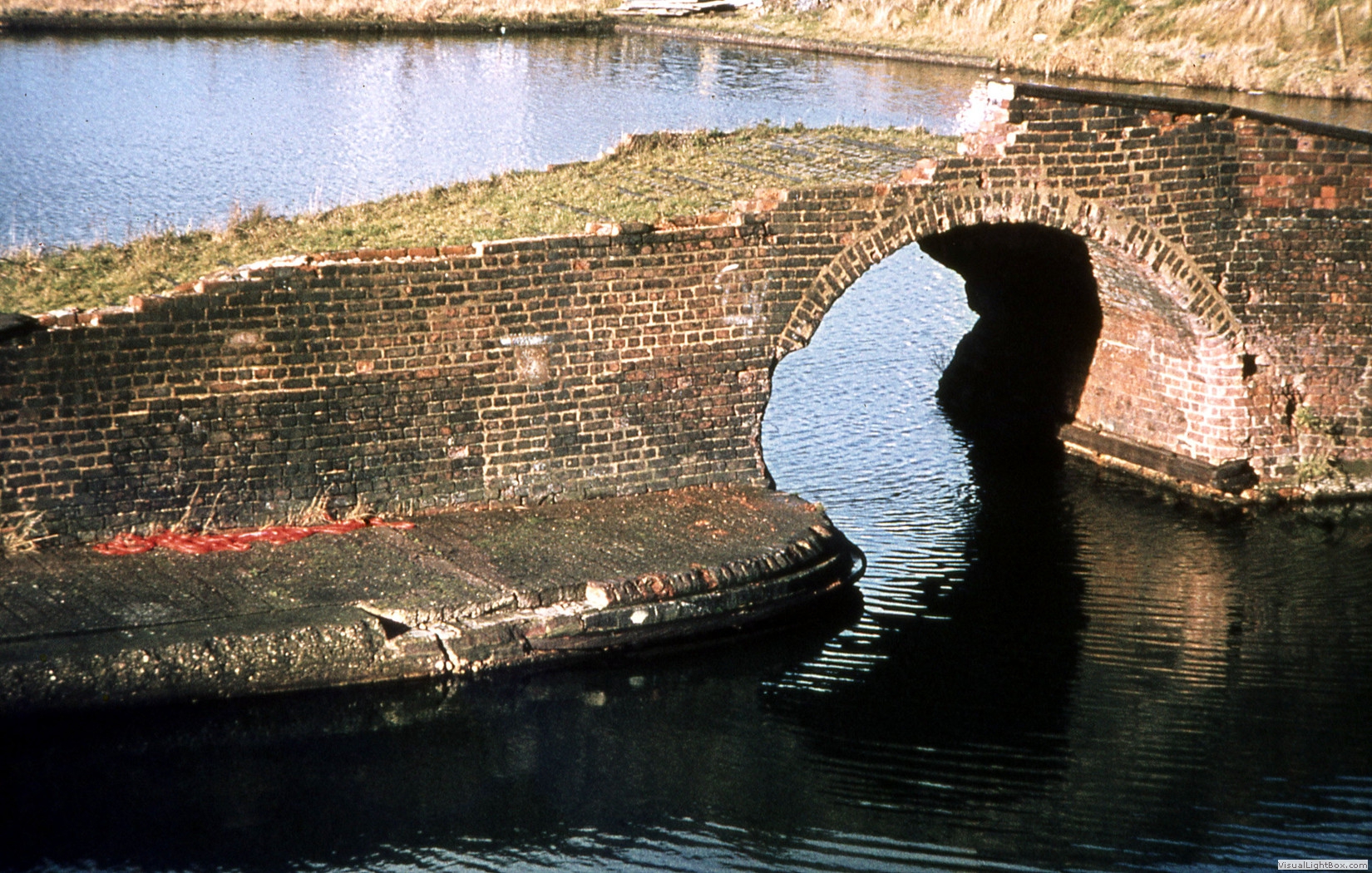 Untitled Document [www.hawnebasin.org.uk]